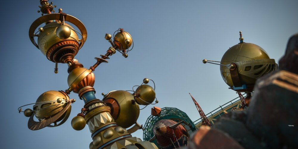 Orbitron - Magicalholidays.nl - Disneyland Paris specialist